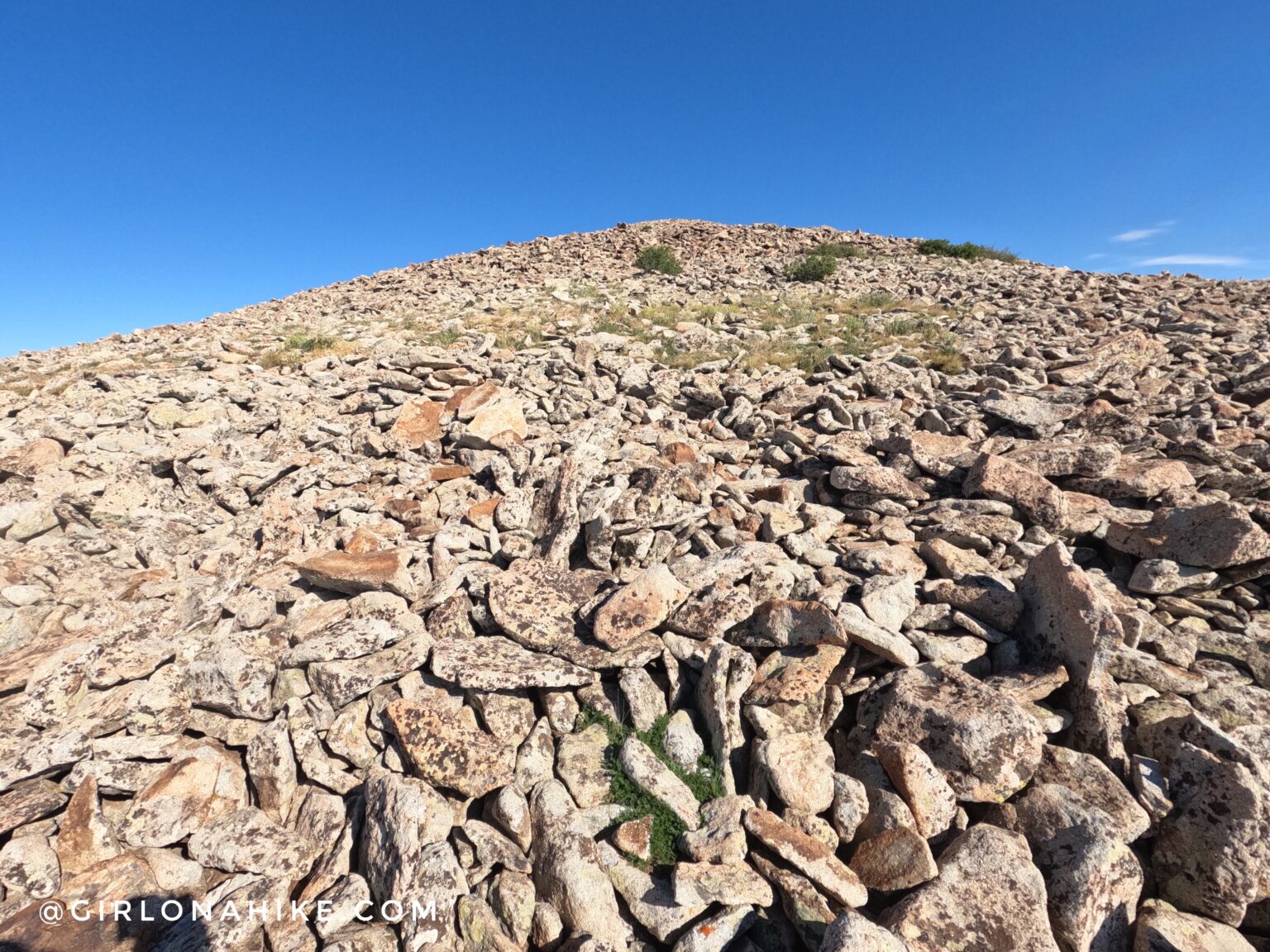 Hiking to Mount Ellen & Mt.Ellen Peak - Girl on a Hike
